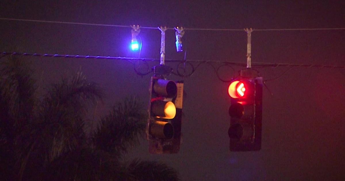 What Is The Blue Light On Some Traffic Signals For? | Traffic Lawyer ...